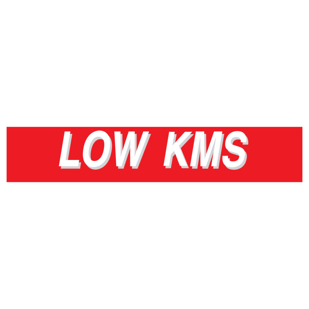 Low Kms Red & White - Auto Visuals